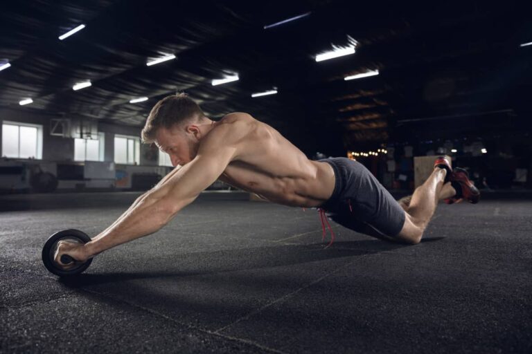 20 Weighted Ab Workouts and Core Exercises - The Fitness Phantom