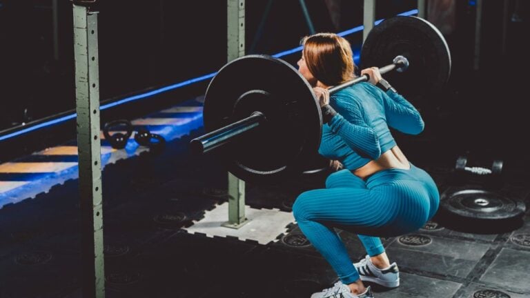 Women's 8 Week Fat Loss Workout Routine with PDF - The Fitness Phantom