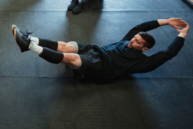 13 Best Calisthenics Ab Exercises for a Sculpted Core